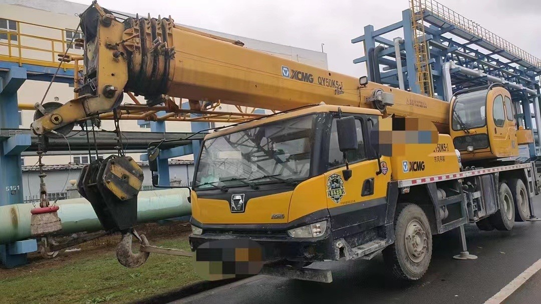 15 Jahre Xg 5 Tonnen Lkw-Kran mit Klappkran-Gib und Fünf-Arm